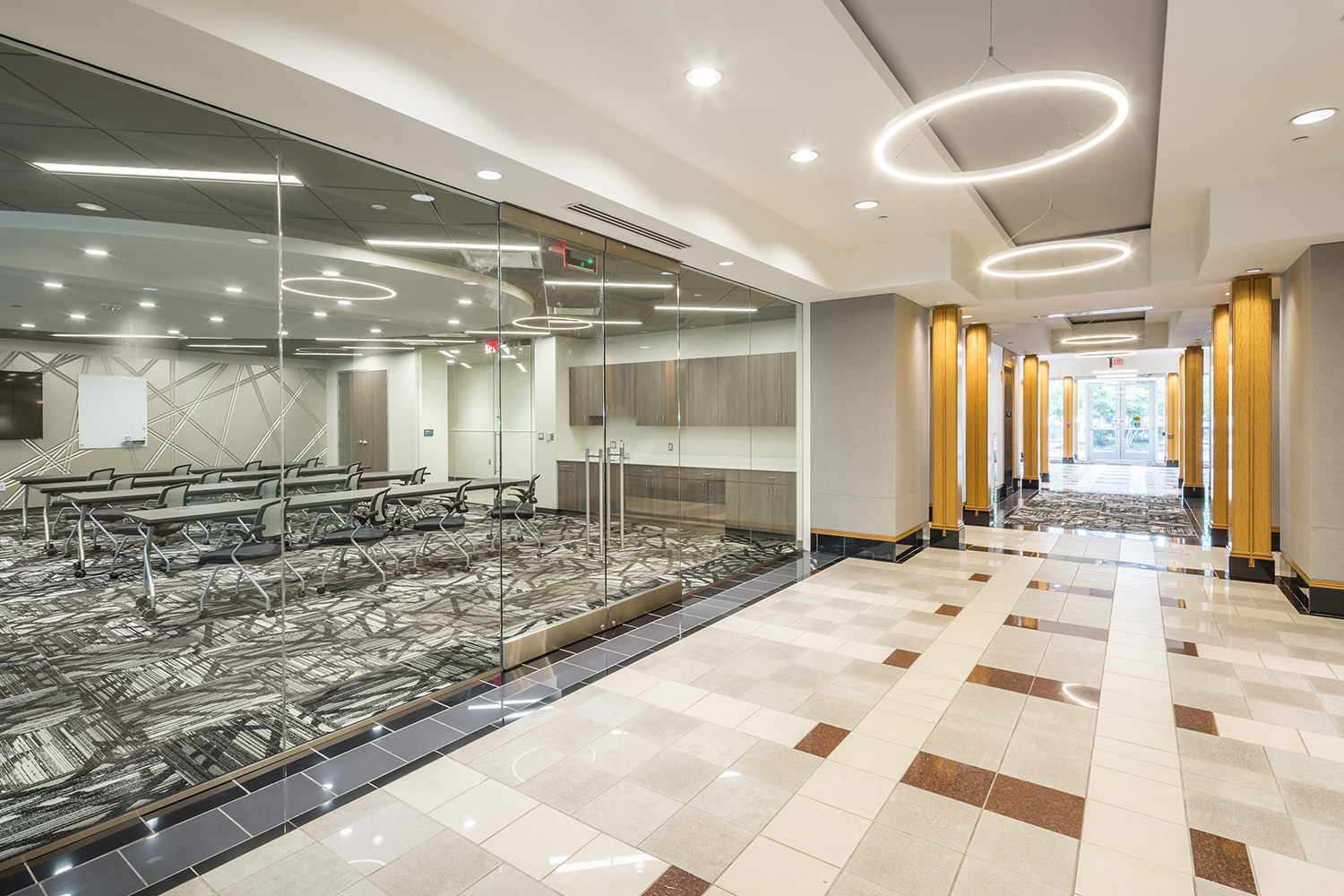 Loudoun Gateway Amenities – L.F. Jennings