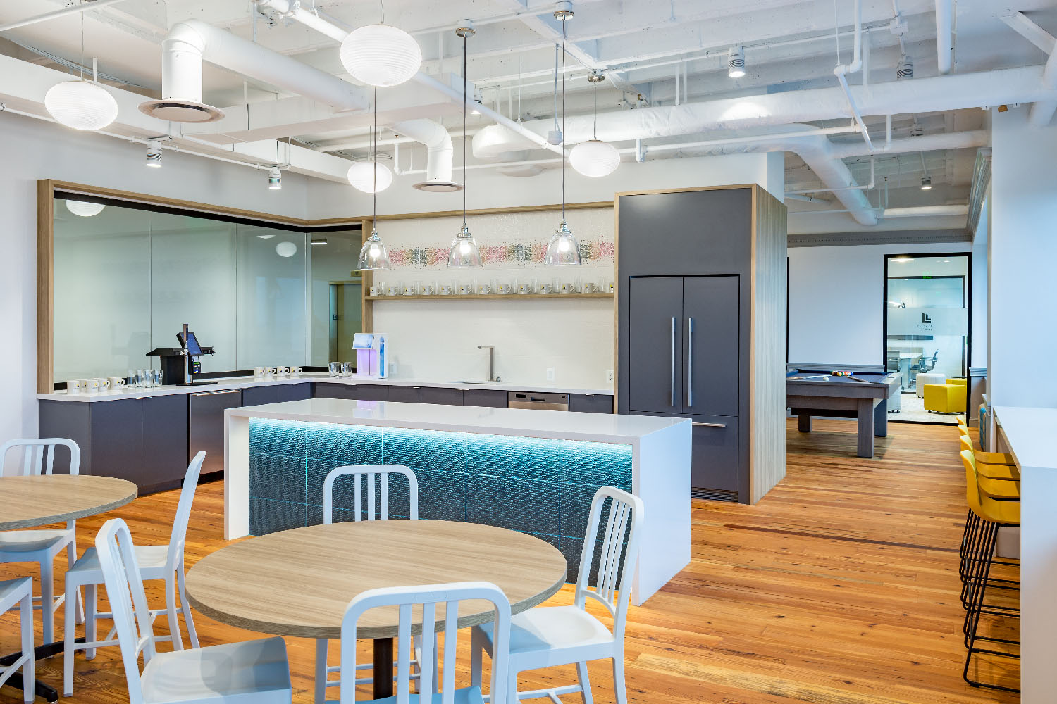 Lookout at 6400 Tenant Lounge – L.F. Jennings