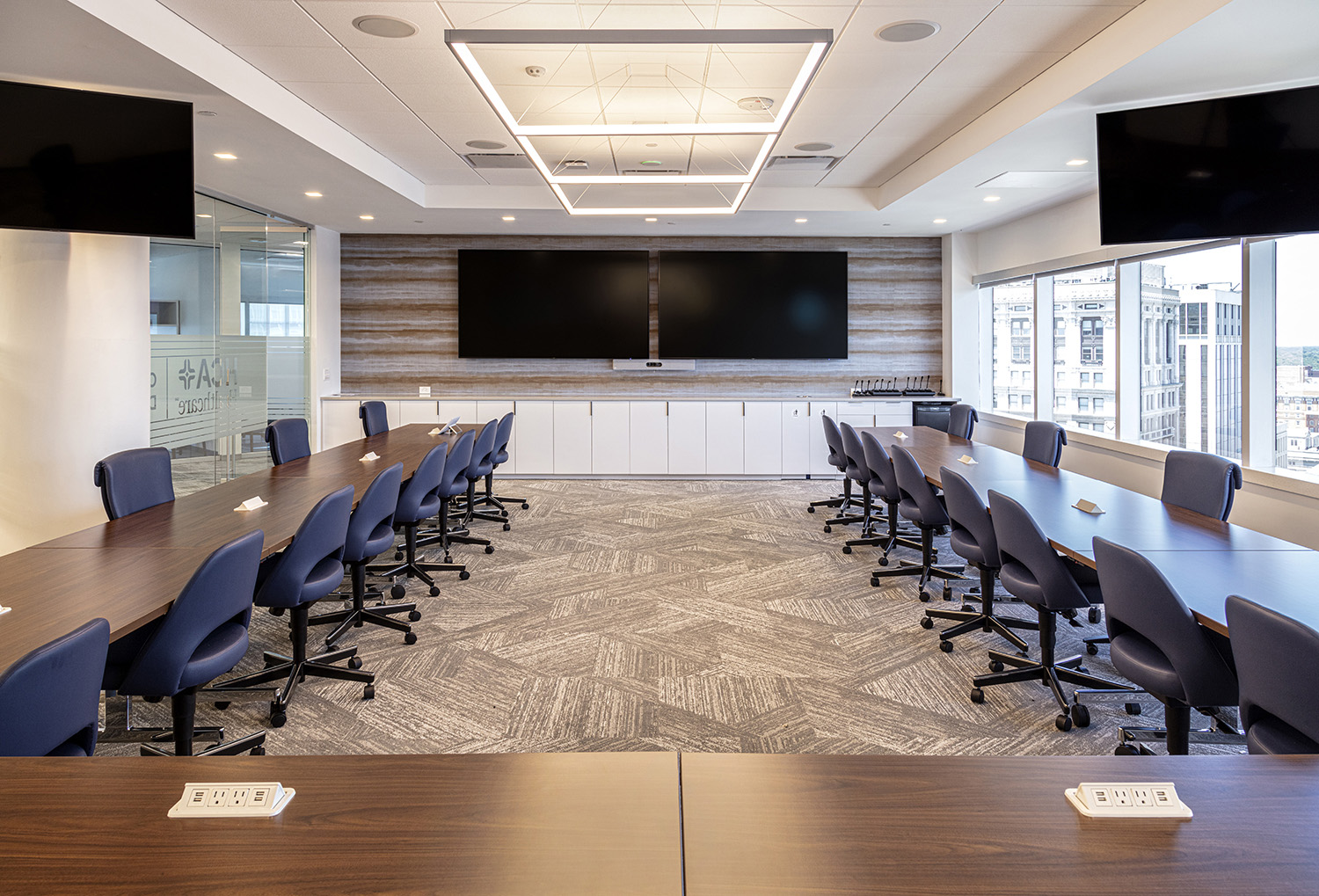 HCA Healthcare – L.F. Jennings