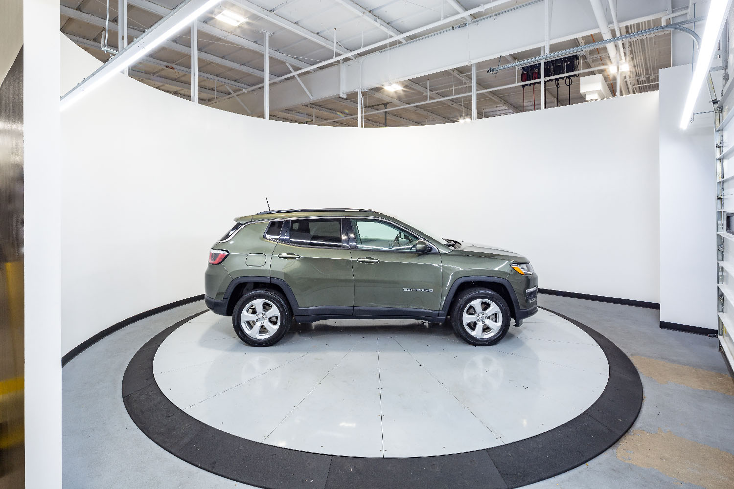 Lindsay Chrysler Dodge Jeep Ram – L.F. Jennings