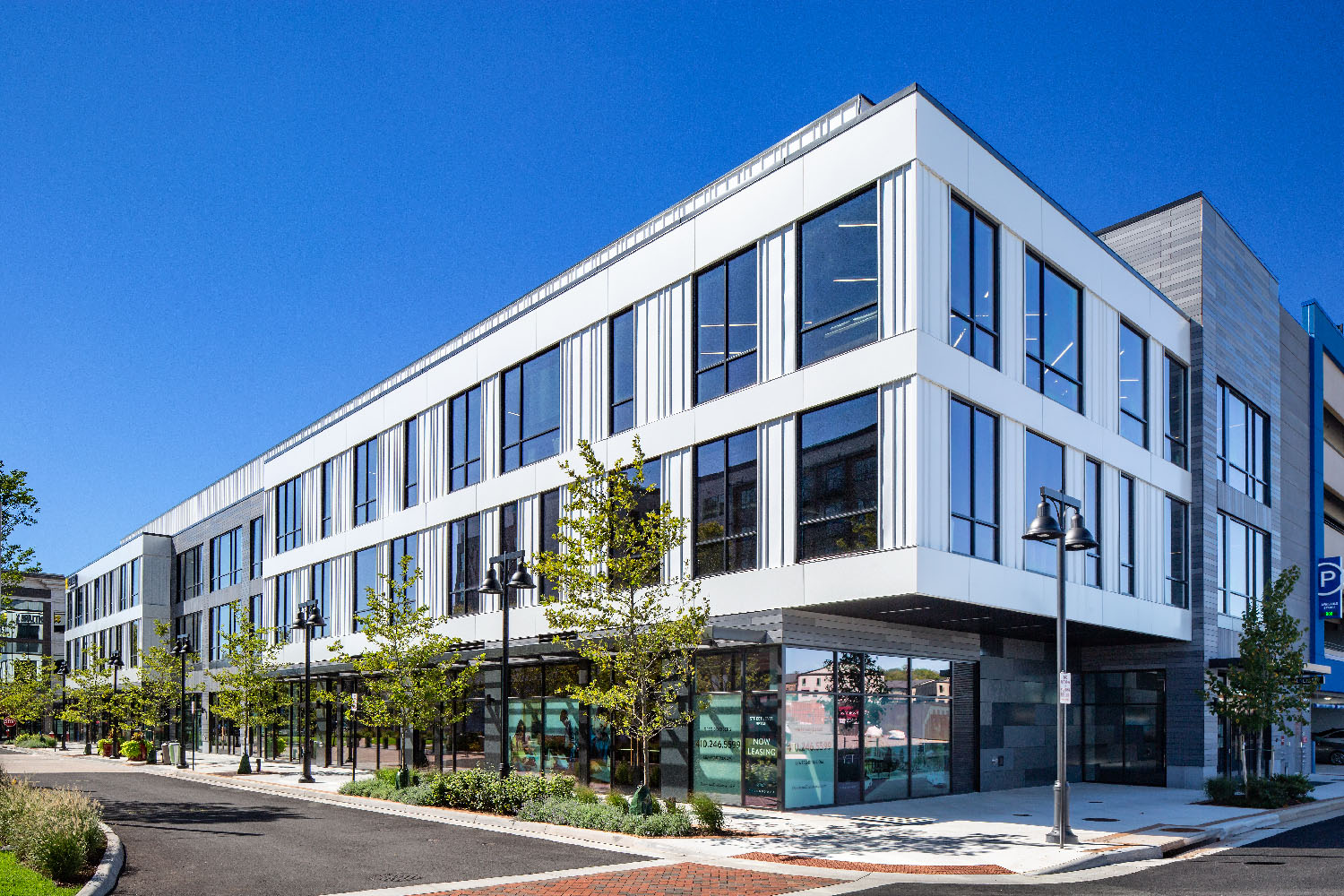 One Endicott at One Loudoun – L.F. Jennings